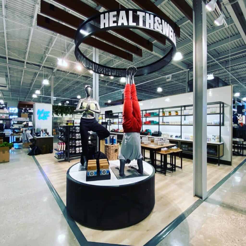 Mannequins For Retail Stores | Fusion Specialties